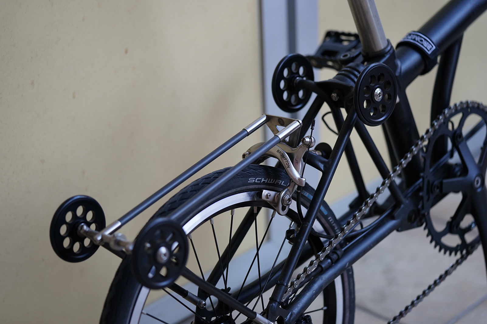 Brompton modding #1631 – Petrelli on wheels