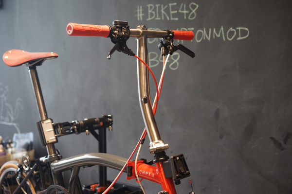 Brompton Modding #3829 – Titanium S stem – Petrelli on wheels