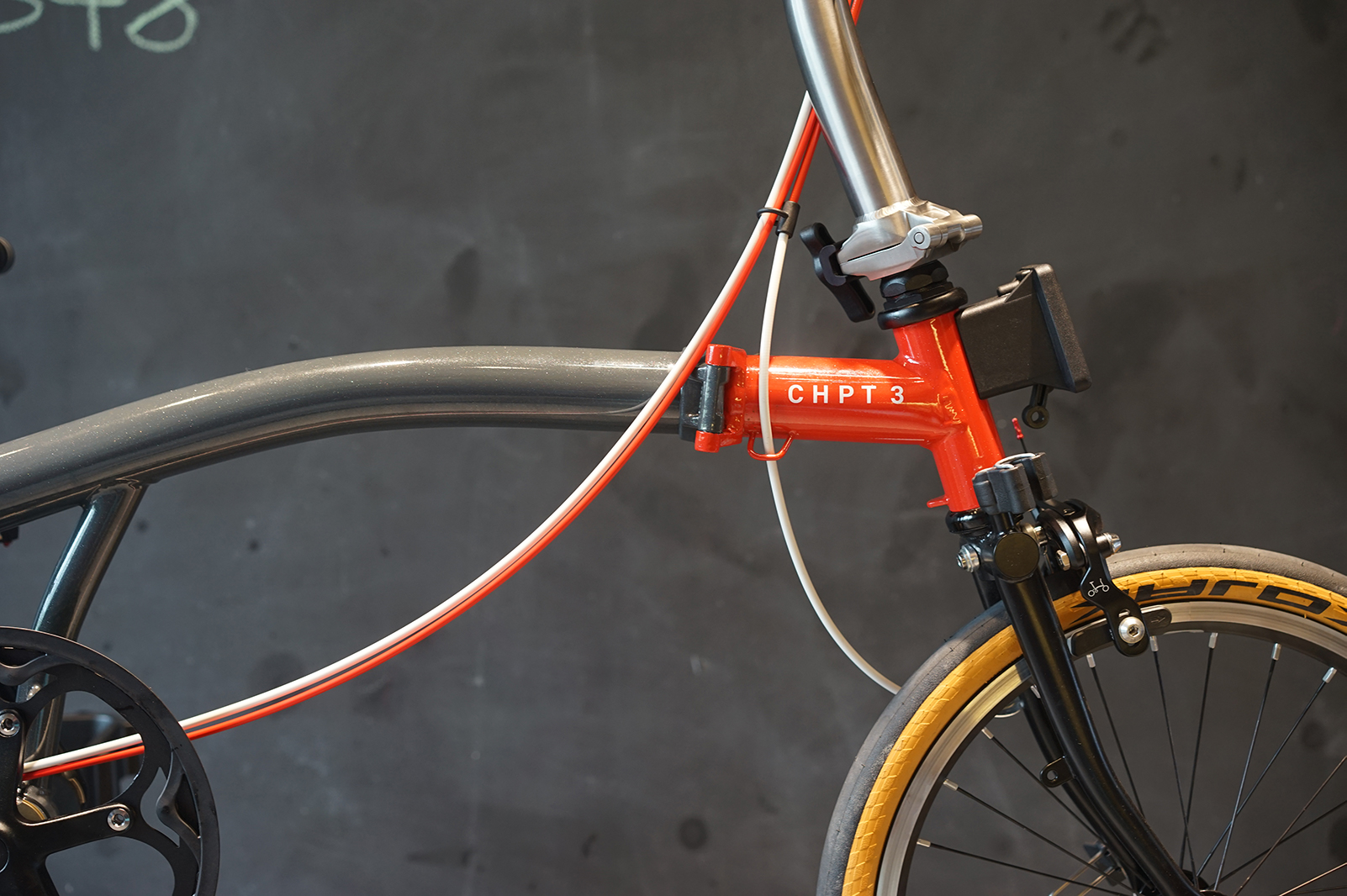 Brompton Modding #3829 – Titanium S stem – Petrelli on wheels